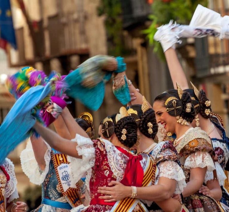 Las 6 mejores joyas para las falleras con Orfebres Peris Roca - Dia Diario
